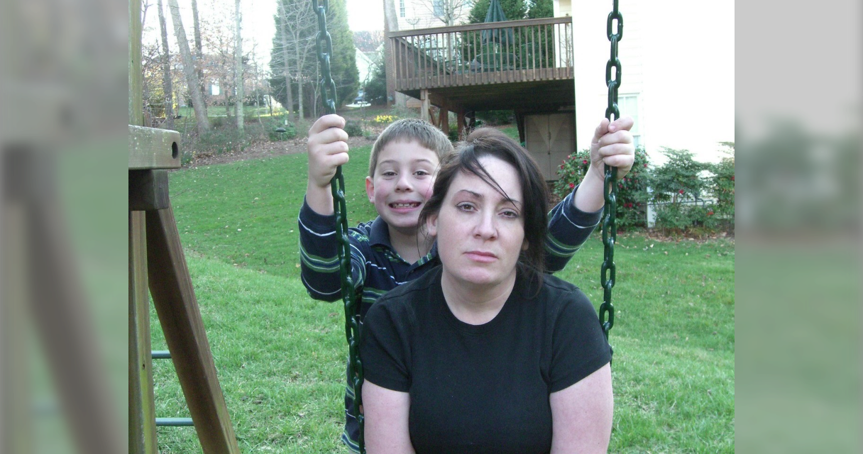 06d4a64c99645682b8fa118c986d5522_Donna_Farley.png